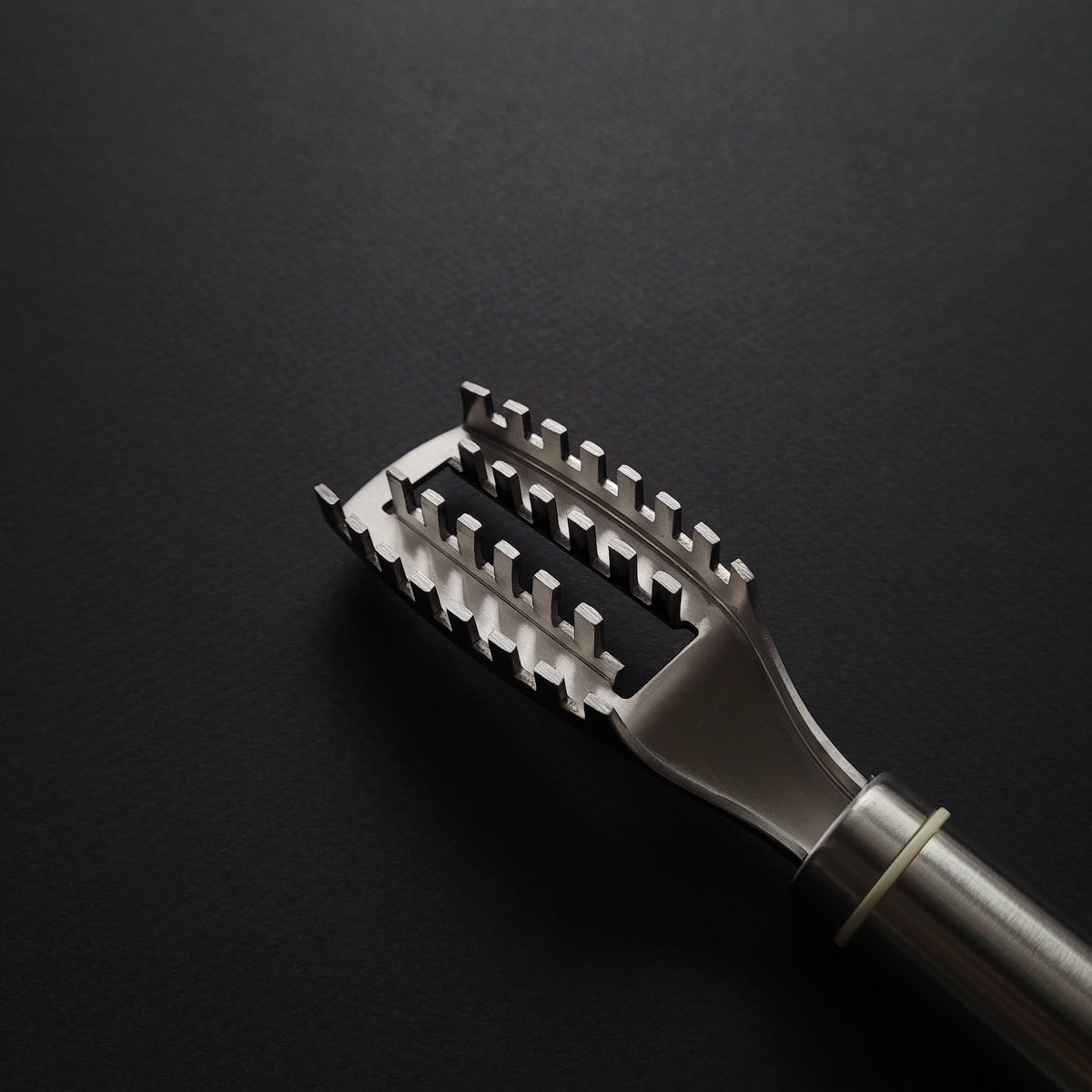 Nenohi Stainless Fish Scaler | Tosho Knife Arts | Tosho Knife Arts